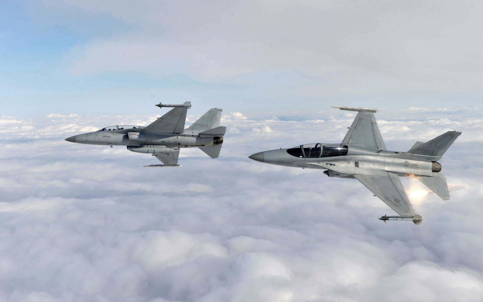 KAI, Lockheed Martin team up again to sell T-50 jet trainer in the ...