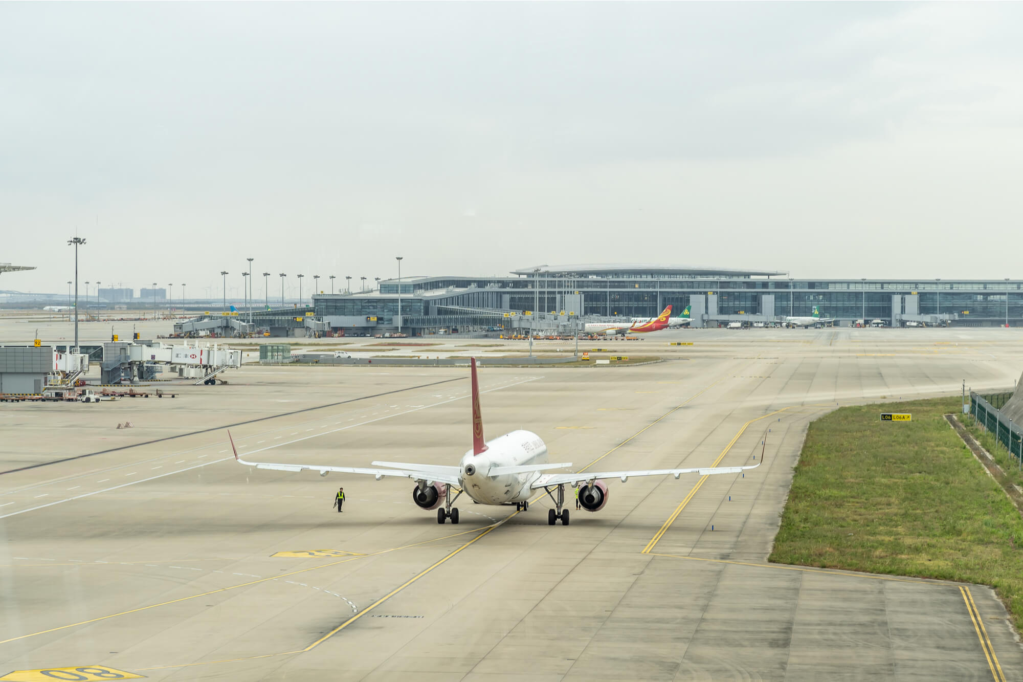 Flights canceled in Shanghai as Typhoon Bebinca hits - AeroTime