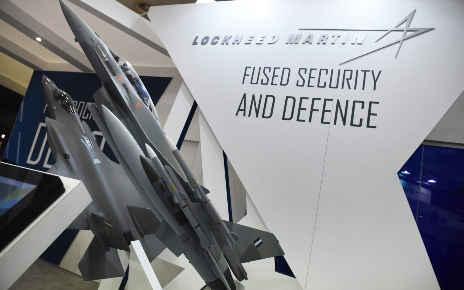 Lockheed lands $1.2B in missile contracts from USAF