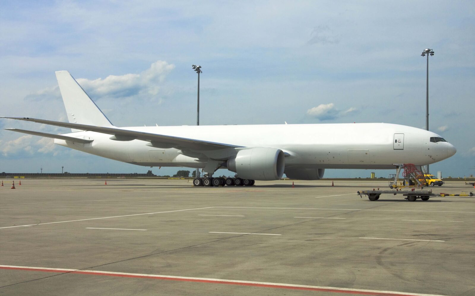 Etihad Engineering and IAI to open Boeing 777 P2F conversion facility ...