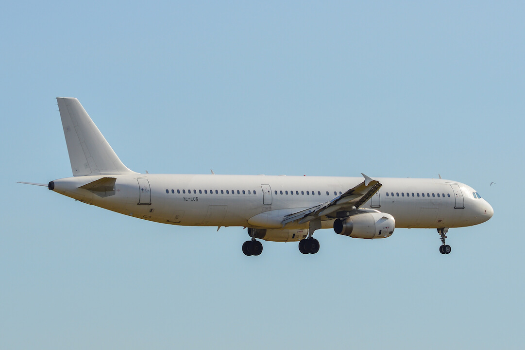 SmartLynx orders six A321 passenger-to-freighter conversions by EFW ...