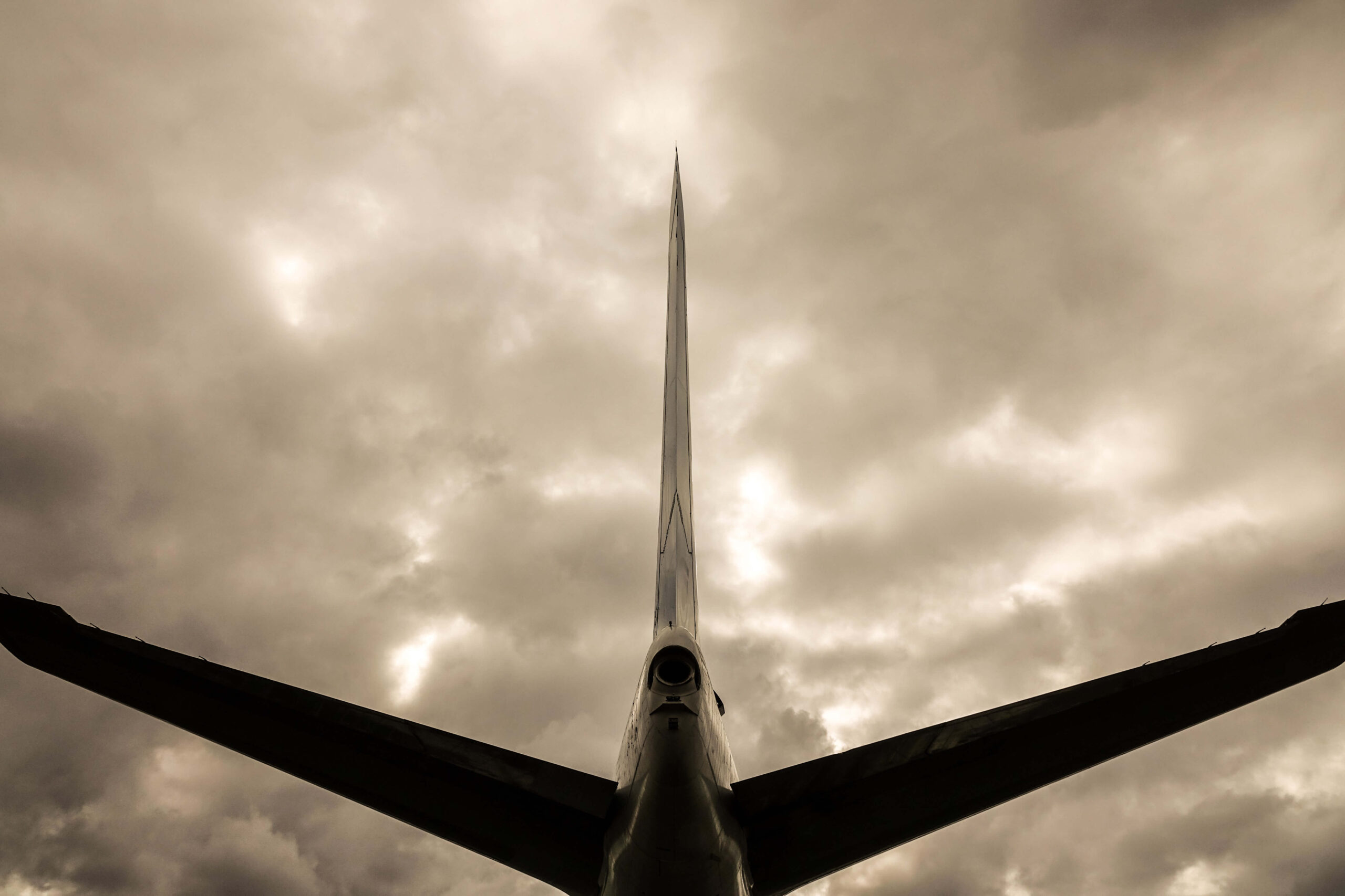 5 true spooky aviation stories for Halloween - AeroTime