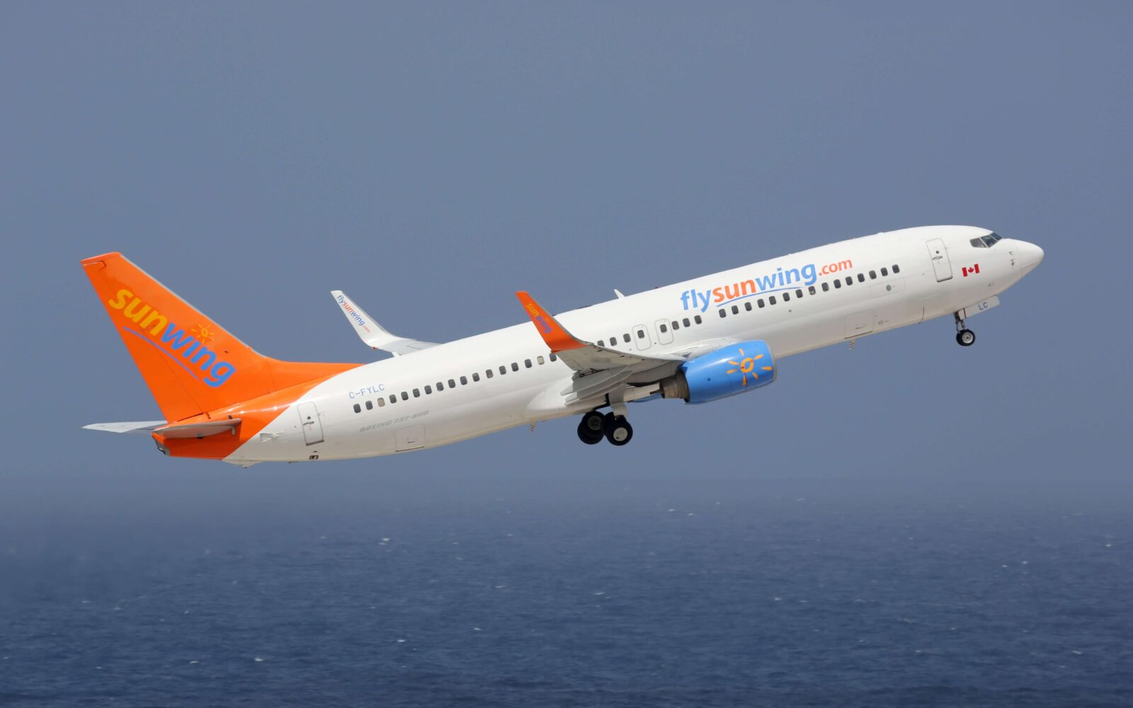 Sunwing Airlines takes delivery of two Boeing 737 MAX from Air Lease ...