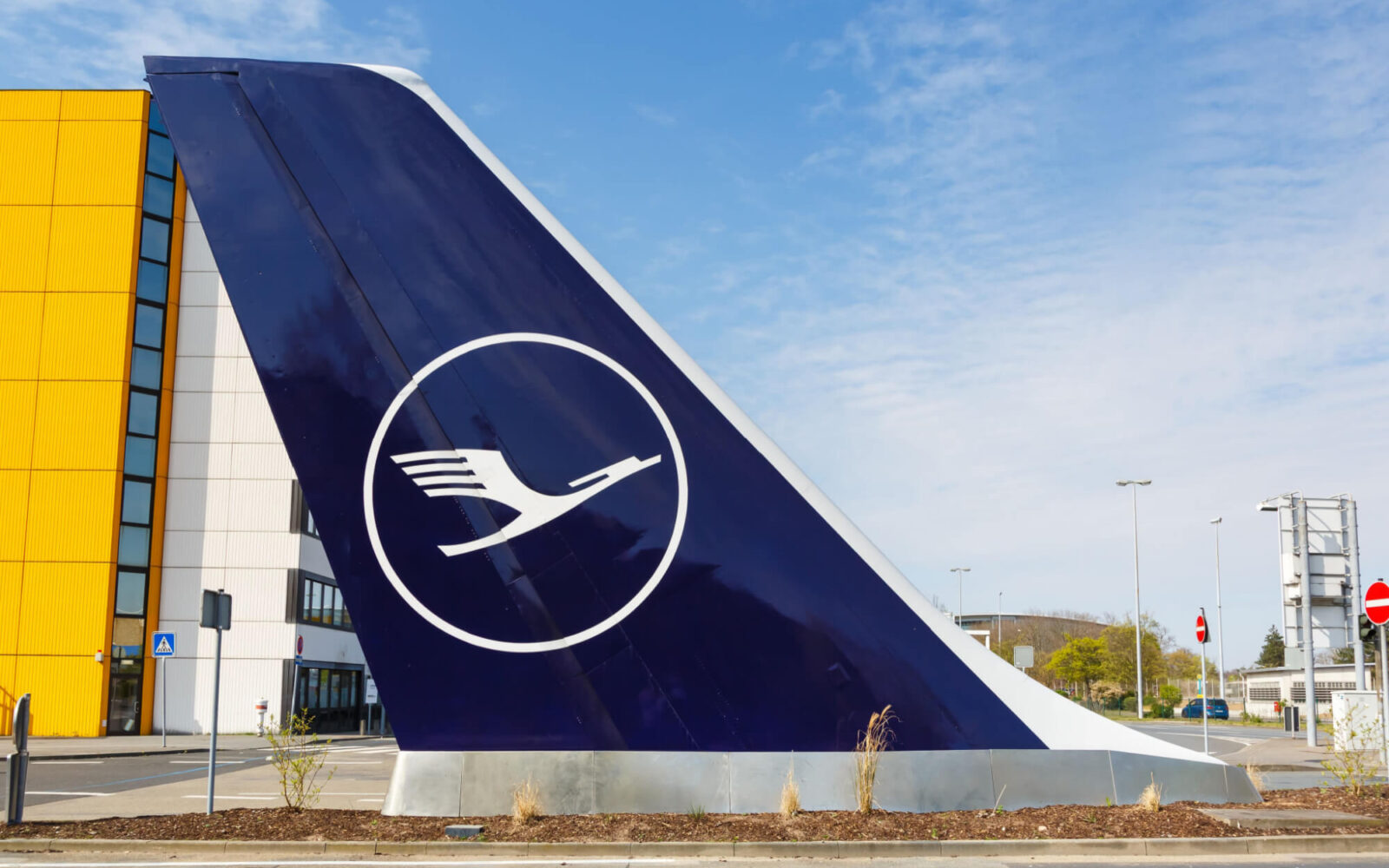 Are more Lufthansa strikes on the way? Pilot union VC prepares for ...