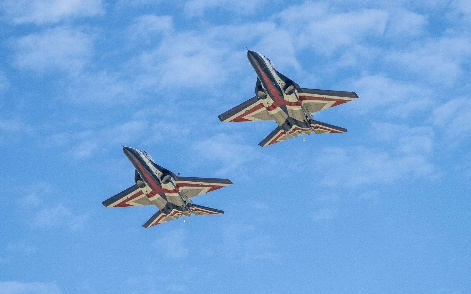 Taiwan shows off Brave Eagle jet trainer in display at Chihhang base ...