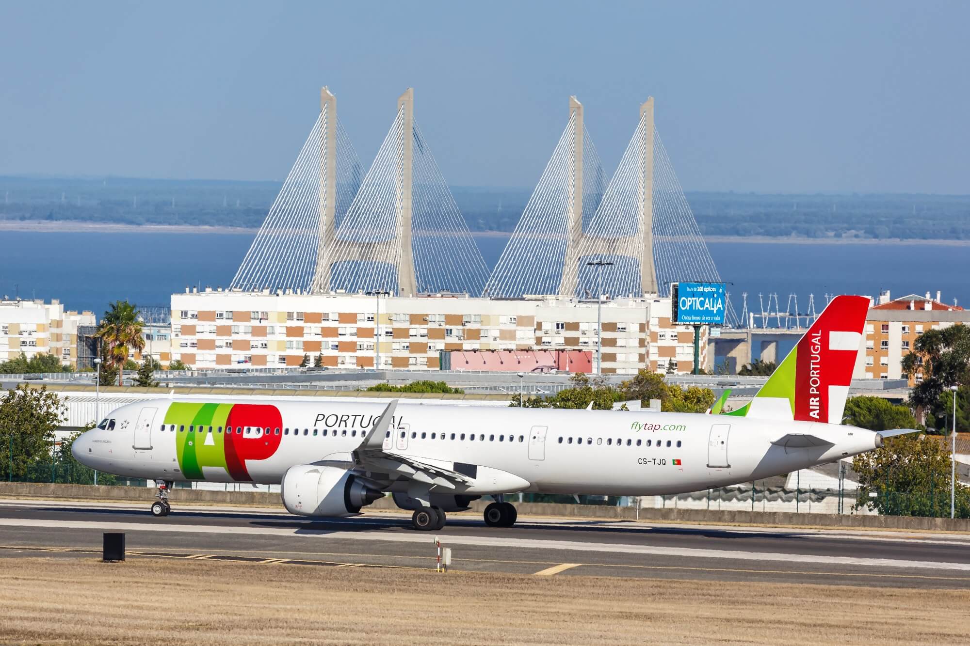 TAP Air Portugal Airbus A321neo aircraft makes first SAF flight - AeroTime