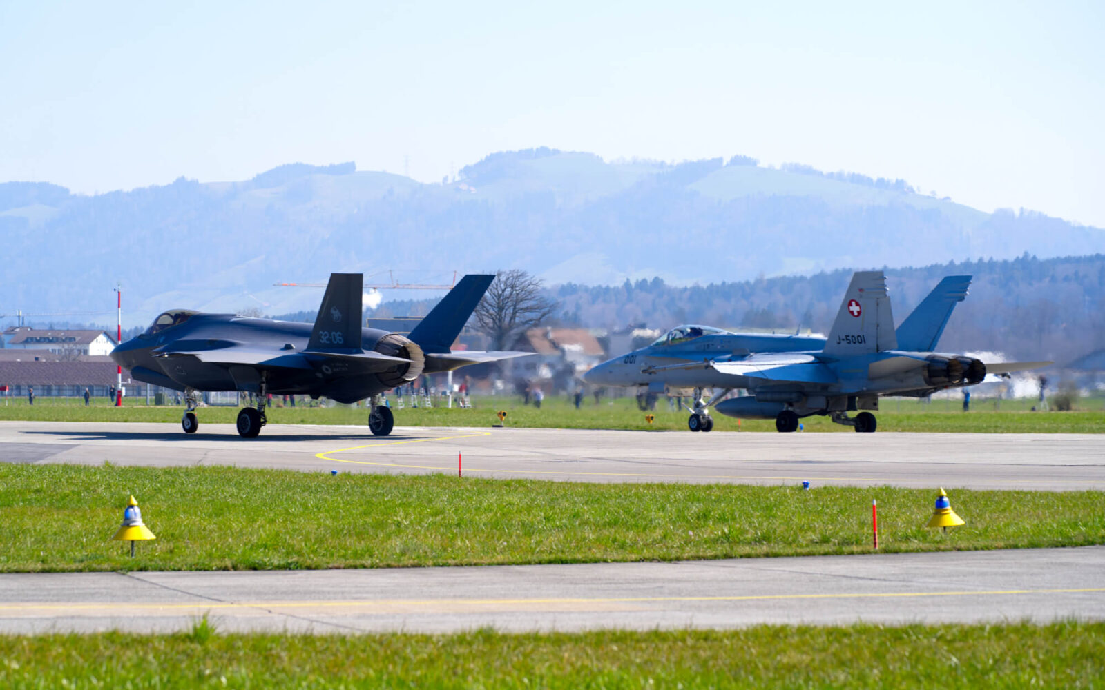 Switzerland to cut F-35A fighter order as US costs rise