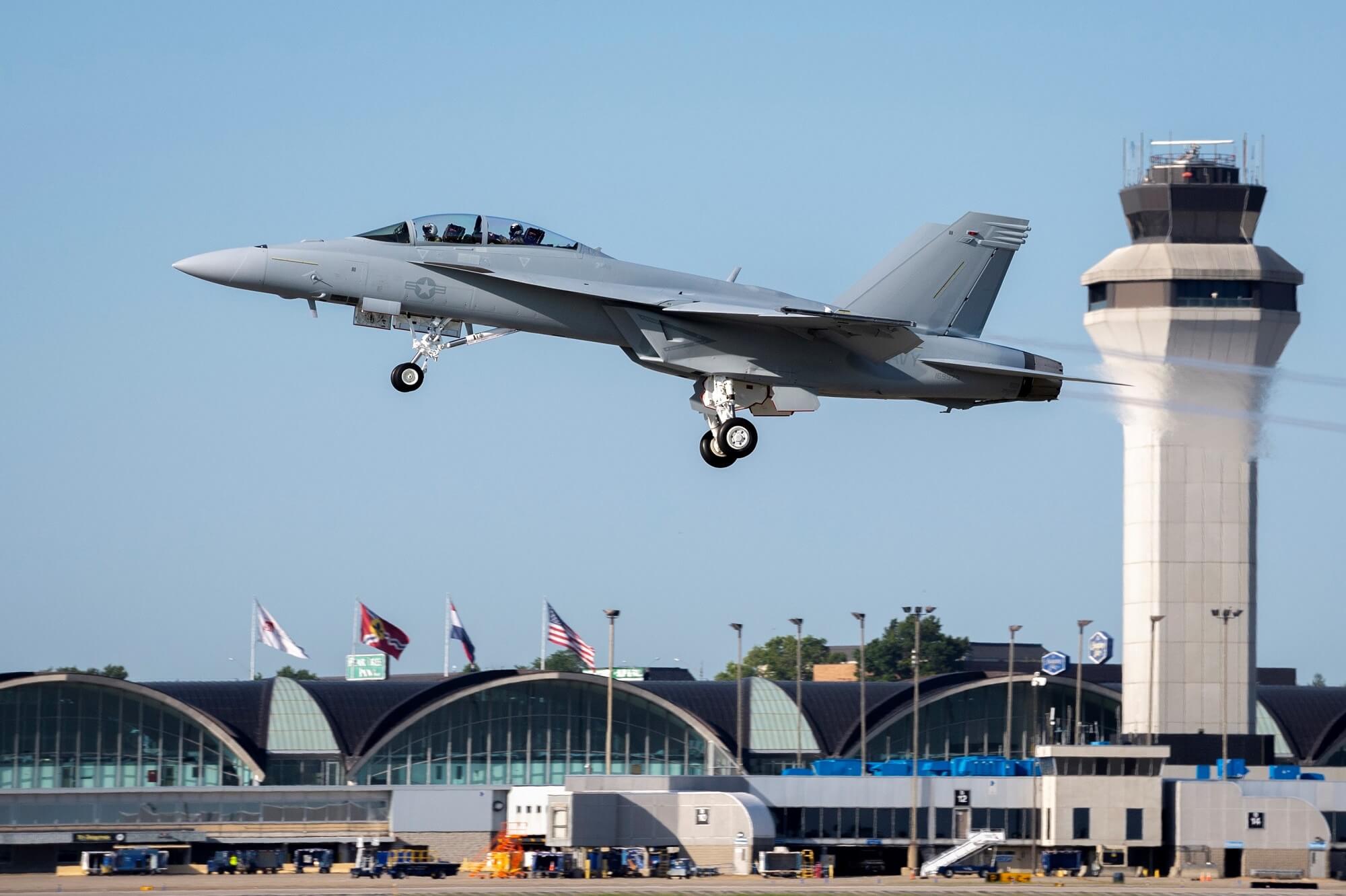 Boeing delivers first Block III F/A-18 Super Hornet to the US Navy ...