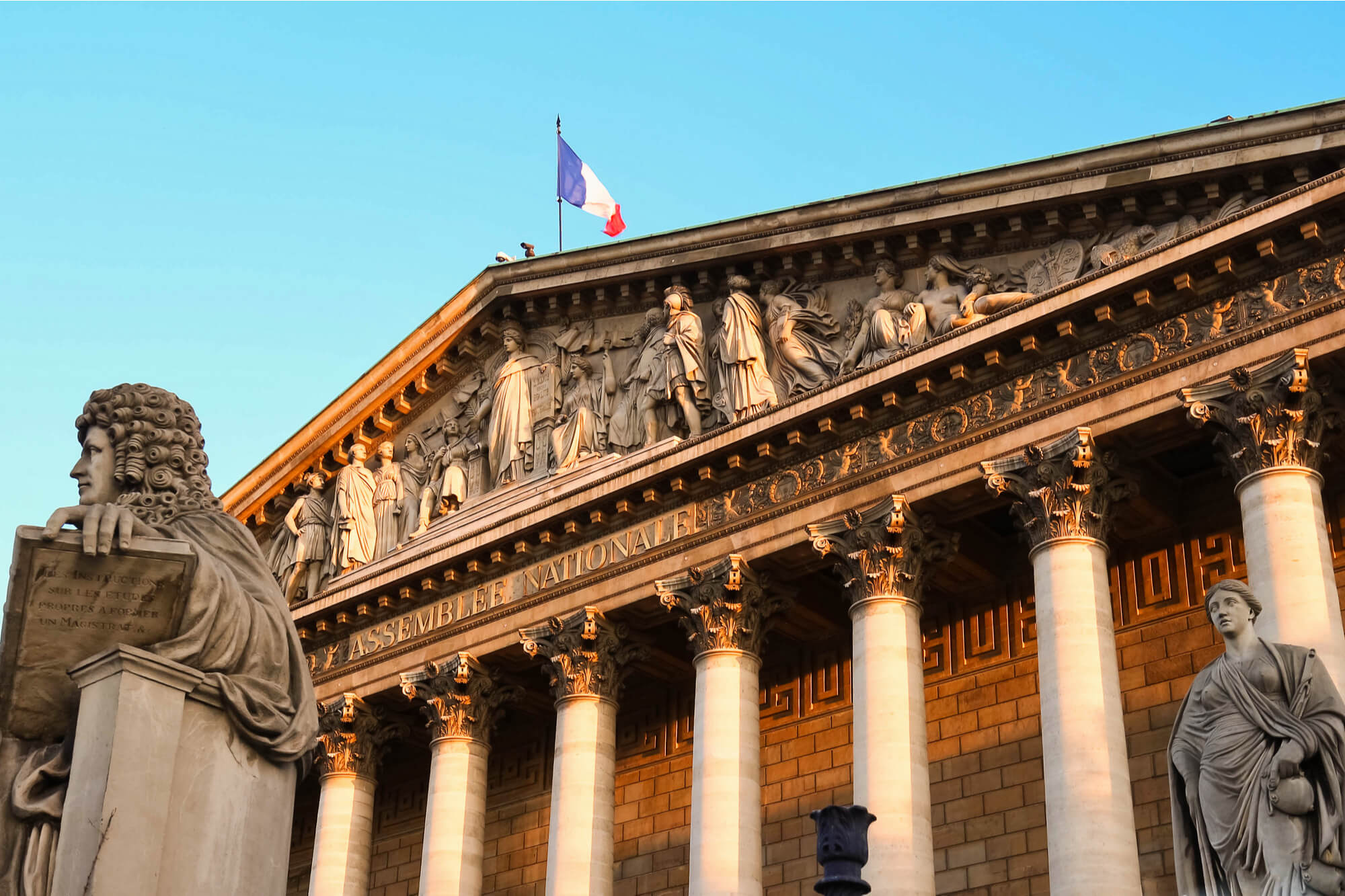 French lawmakers approve the ban of certain domestic routes - AeroTime