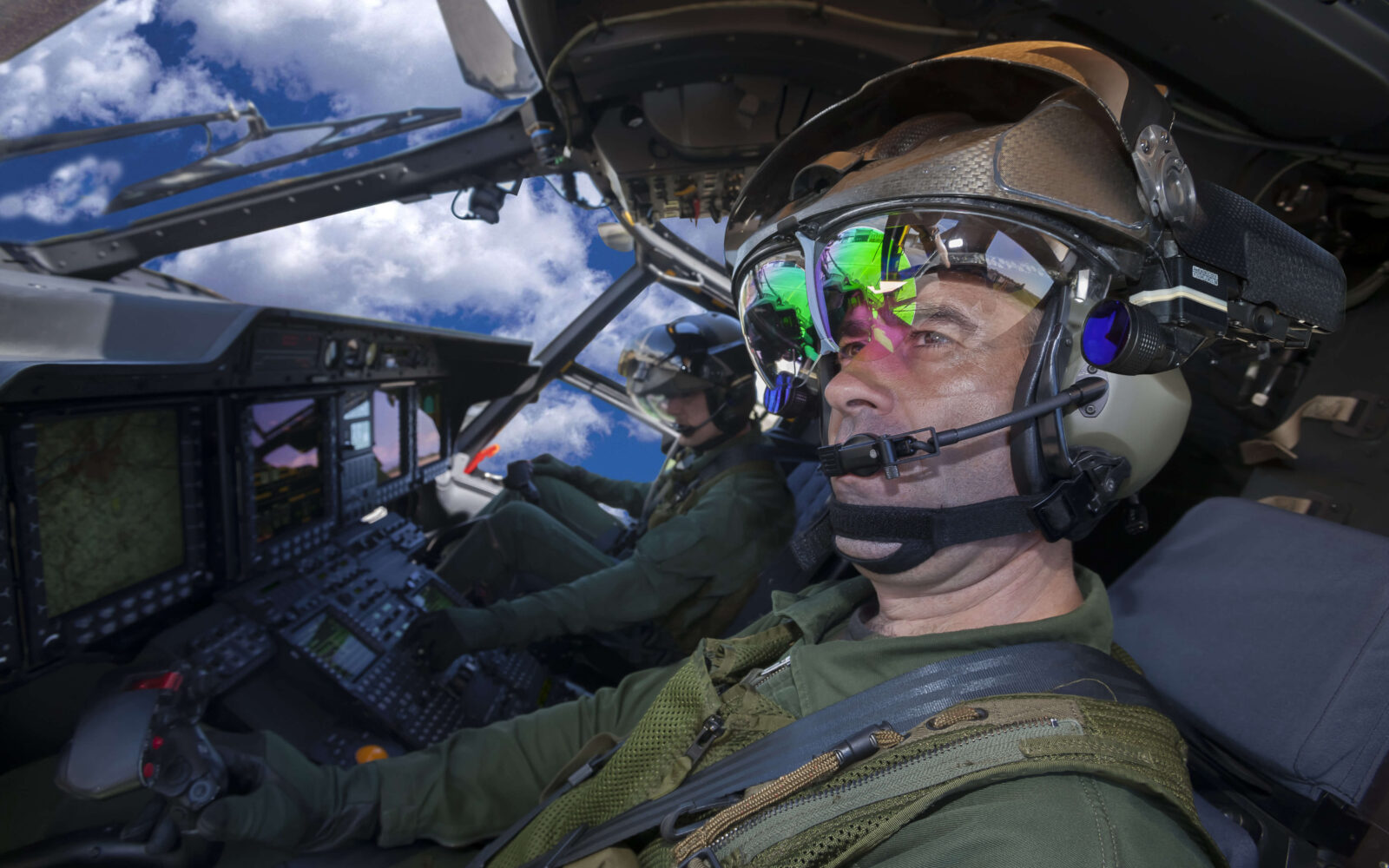 French special forces helicopter pilots to use augmented reality helmet ...