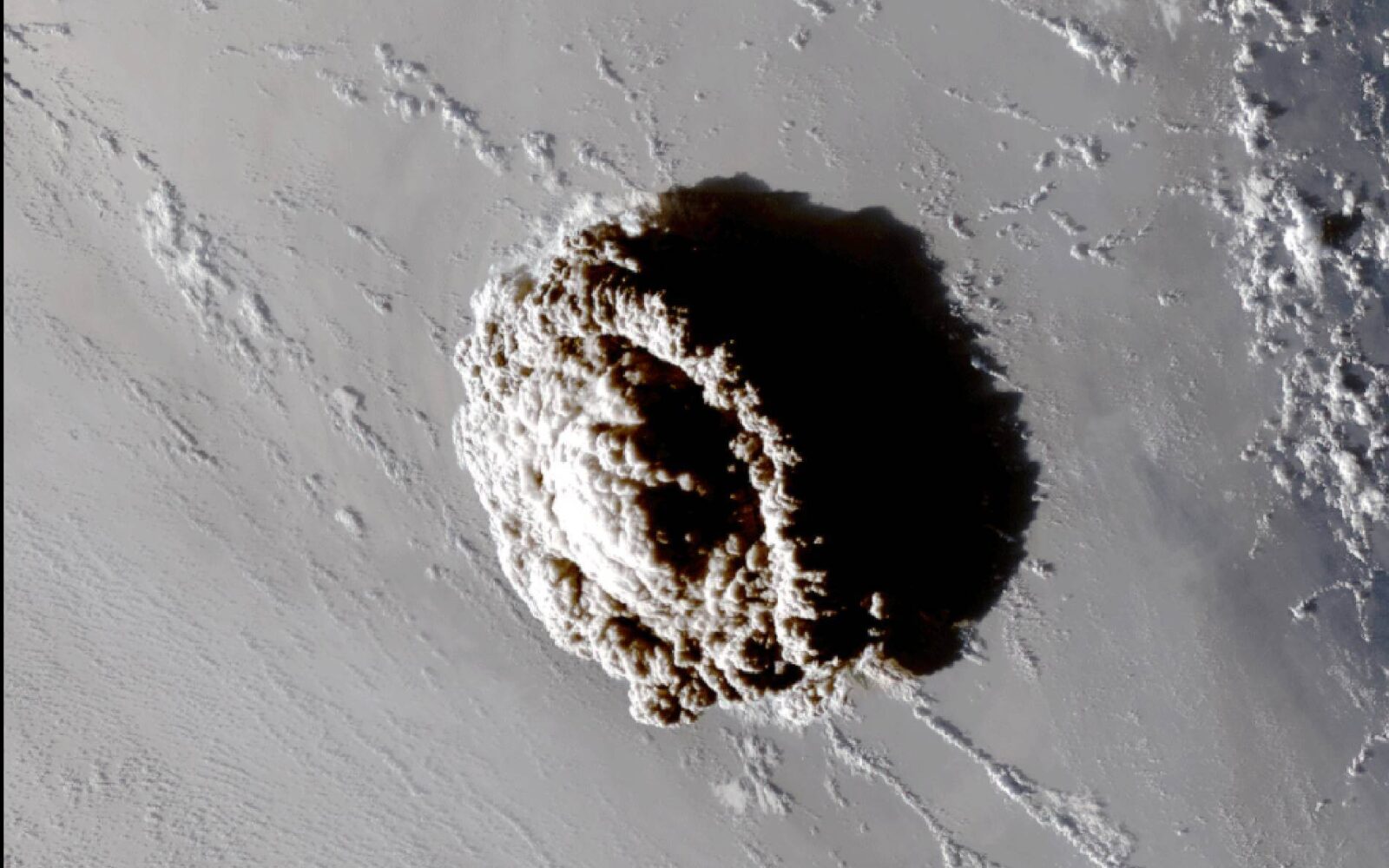 Airlines forced to cancel dozens of flights due to Tonga volcano ...