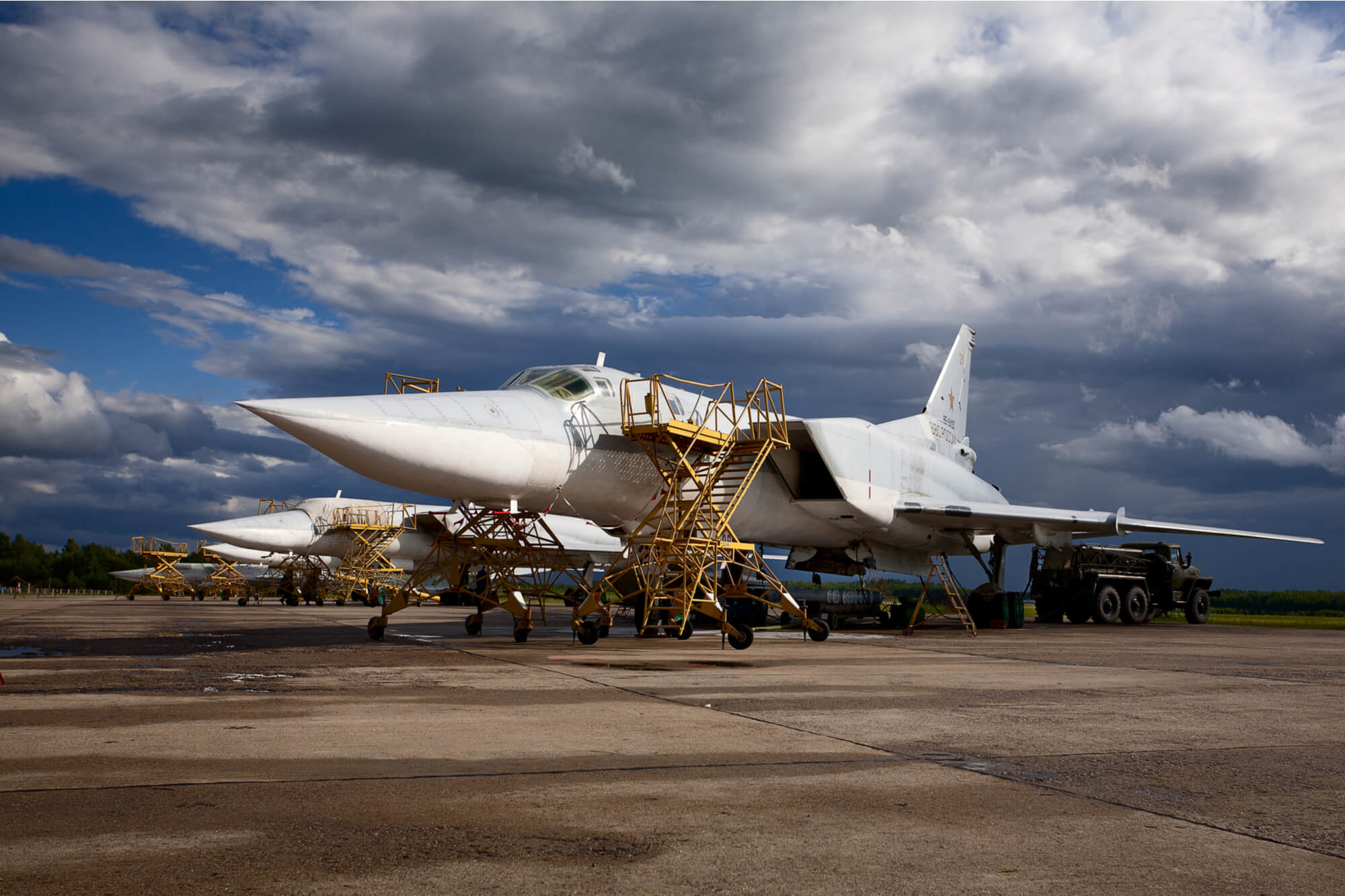 Accidental ejection from Tu-22M3 bomber leaves 3 people dead - AeroTime
