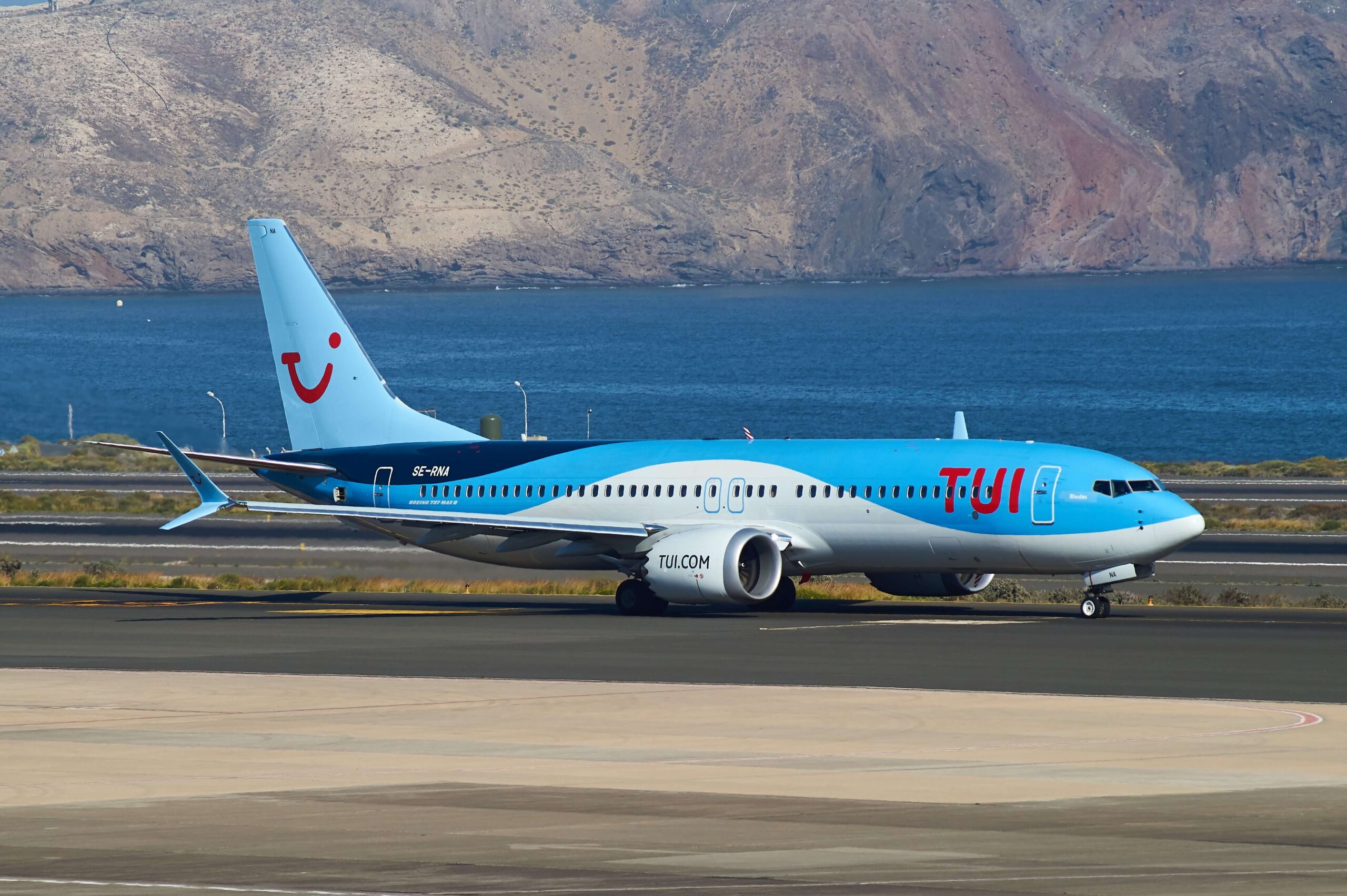 BOC Aviation delivers seventh Boeing 737 MAX to TUI - AeroTime