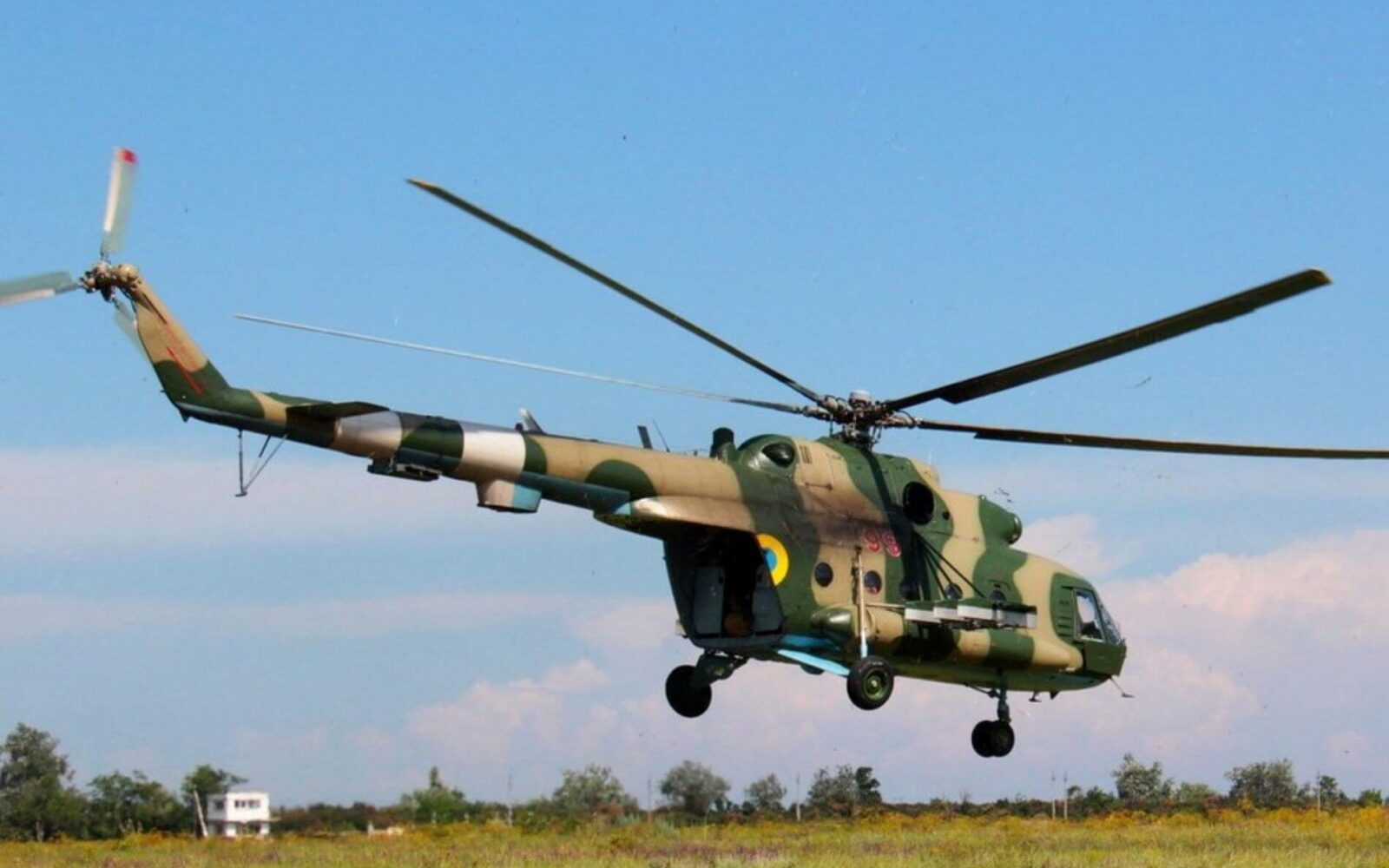 Ukrainian pilot details daring Mi-8 rescue flight to Russian-occupied ...