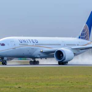 United Airlines’ Boeing 787 performs fourth turn-around in a week ...