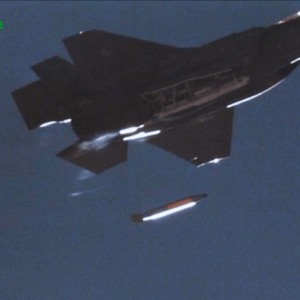USAF successfully test-drops B61 nuclear bomb using F-35A - AeroTime