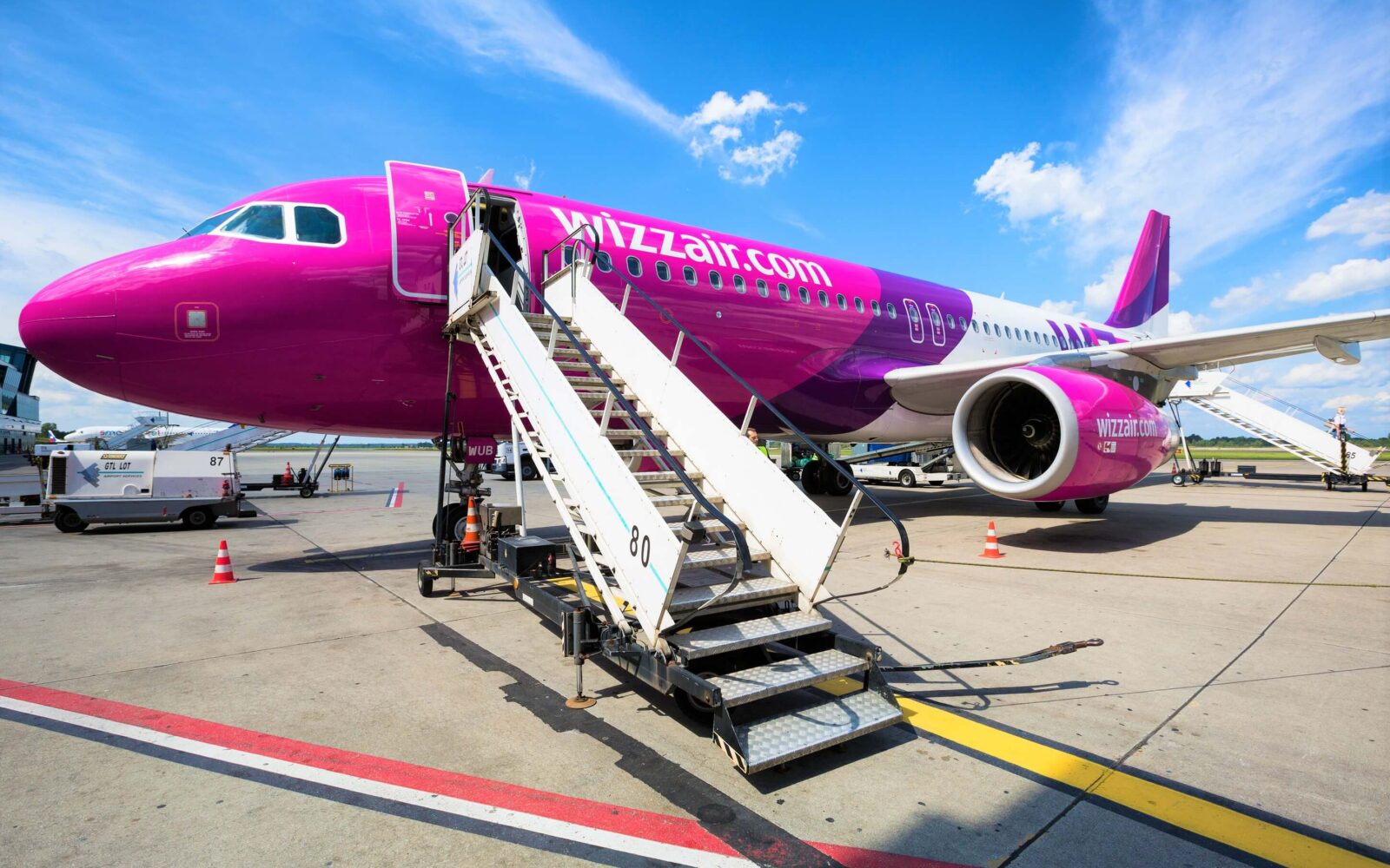 Wizz Air partners with Airbus on hydrogen-powered aircraft operations ...