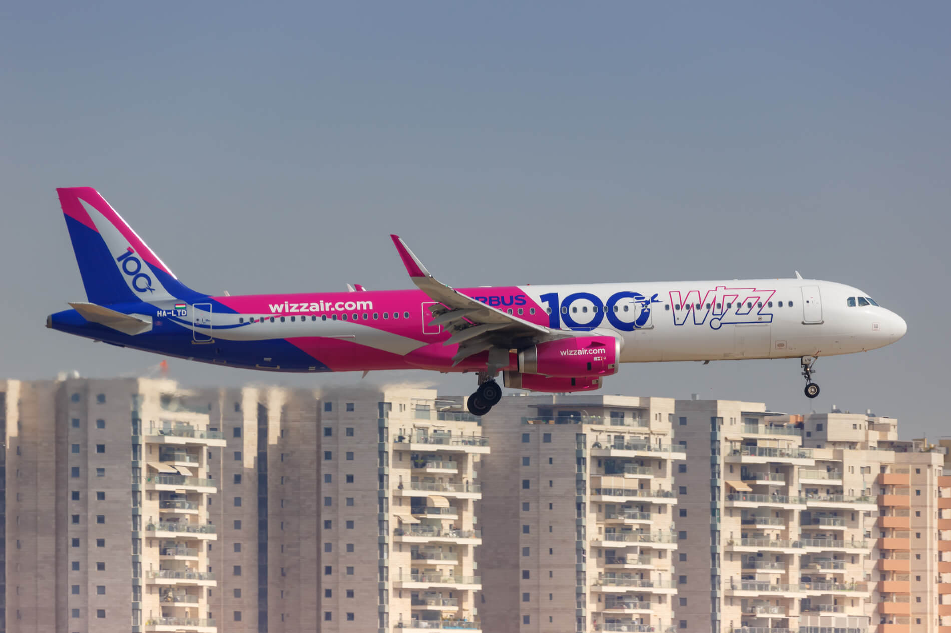 Wizz Air continues service agreement with CEO Varadi - AeroTime