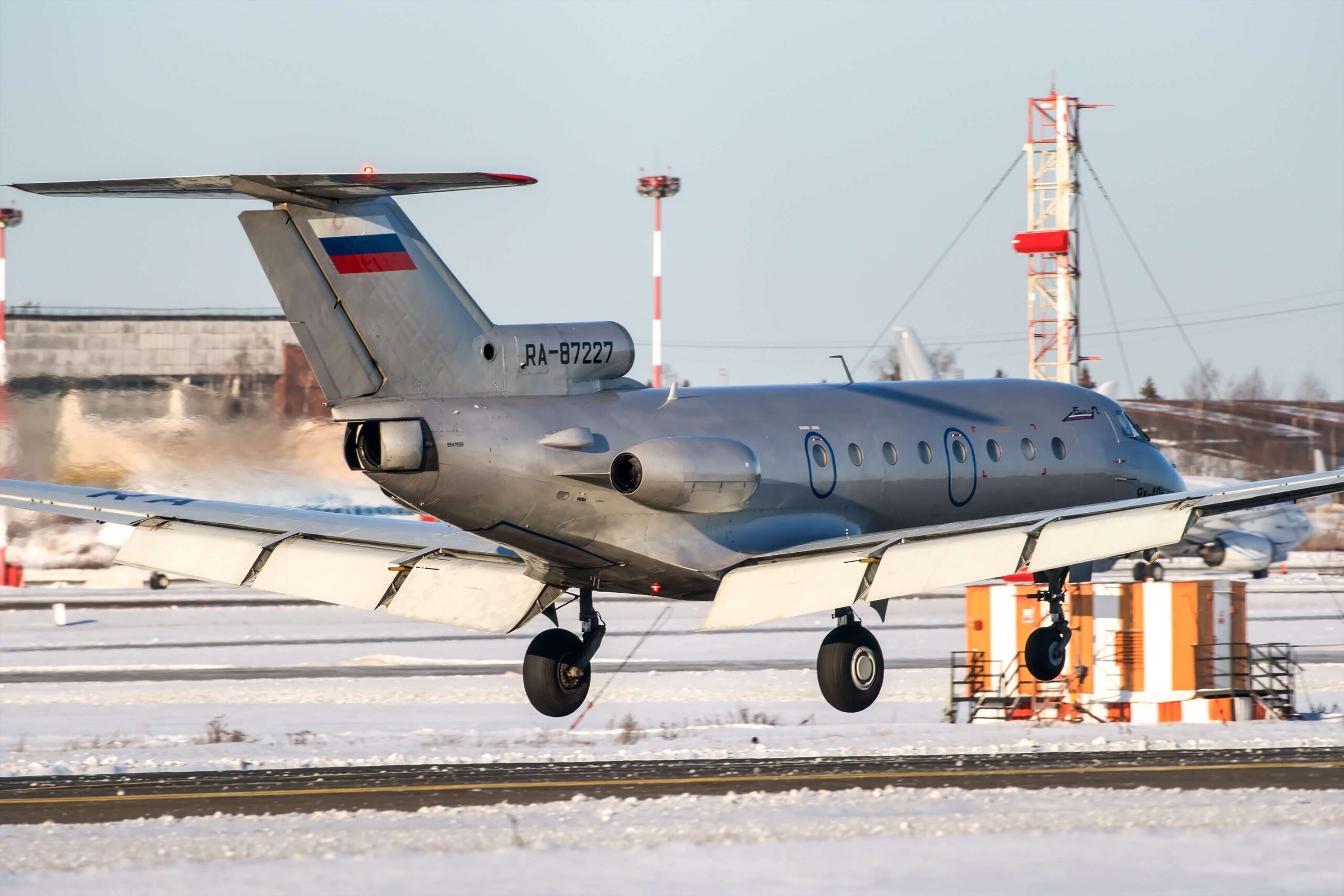 Russian plane mistakenly lands on unfinished runway - AeroTime